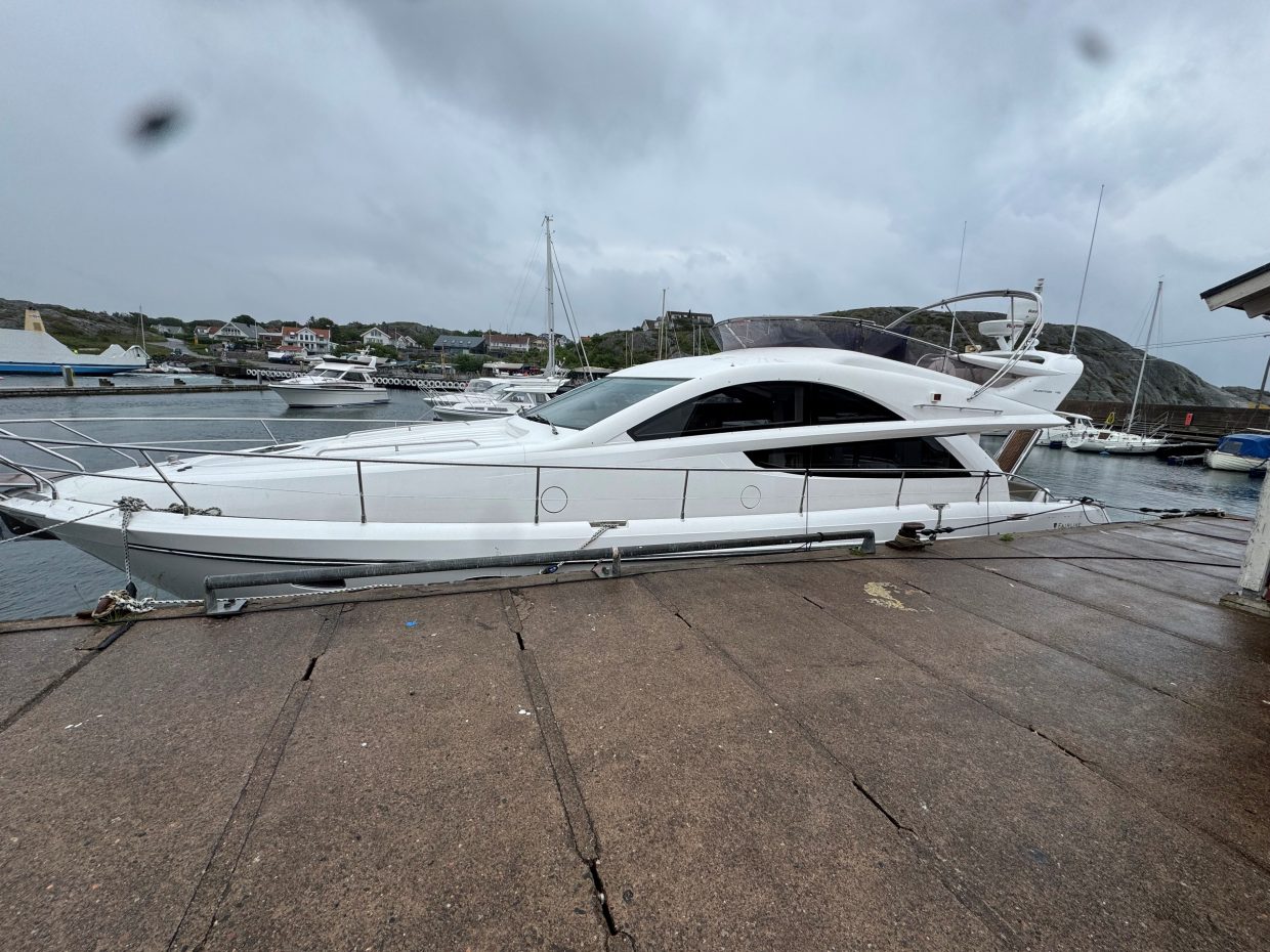 Fairline 48 Phantom 2007 i ett mycket fint skick - Bohus-Malmöns Marina